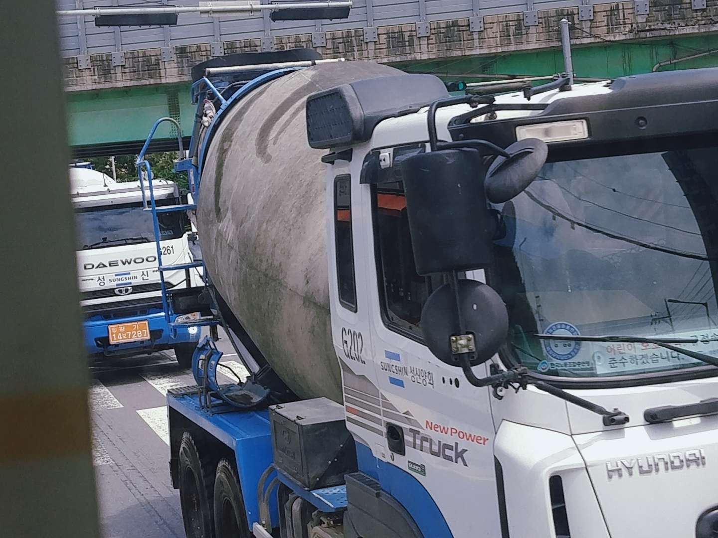 baby - Raising game with two choices - QooApp User Notes