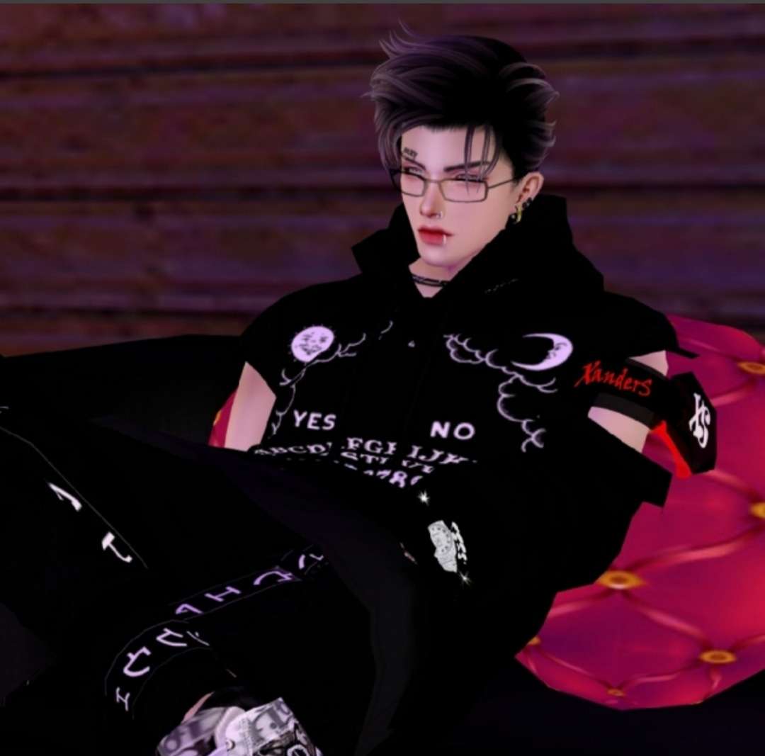 #2082803 - QooApp User Notes